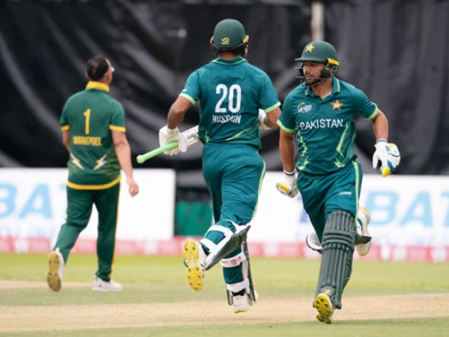 Hong Kong Super Sixes: Pakistan seals final spot with four-wicket ...