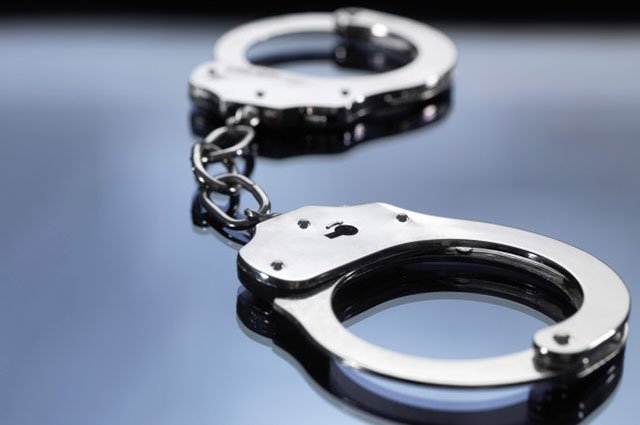 Racy night with handcuffs lands Arkansas man in handcuffs, again