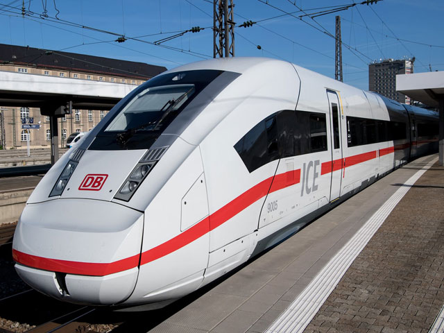 Plan to name German train after Anne Frank condemned