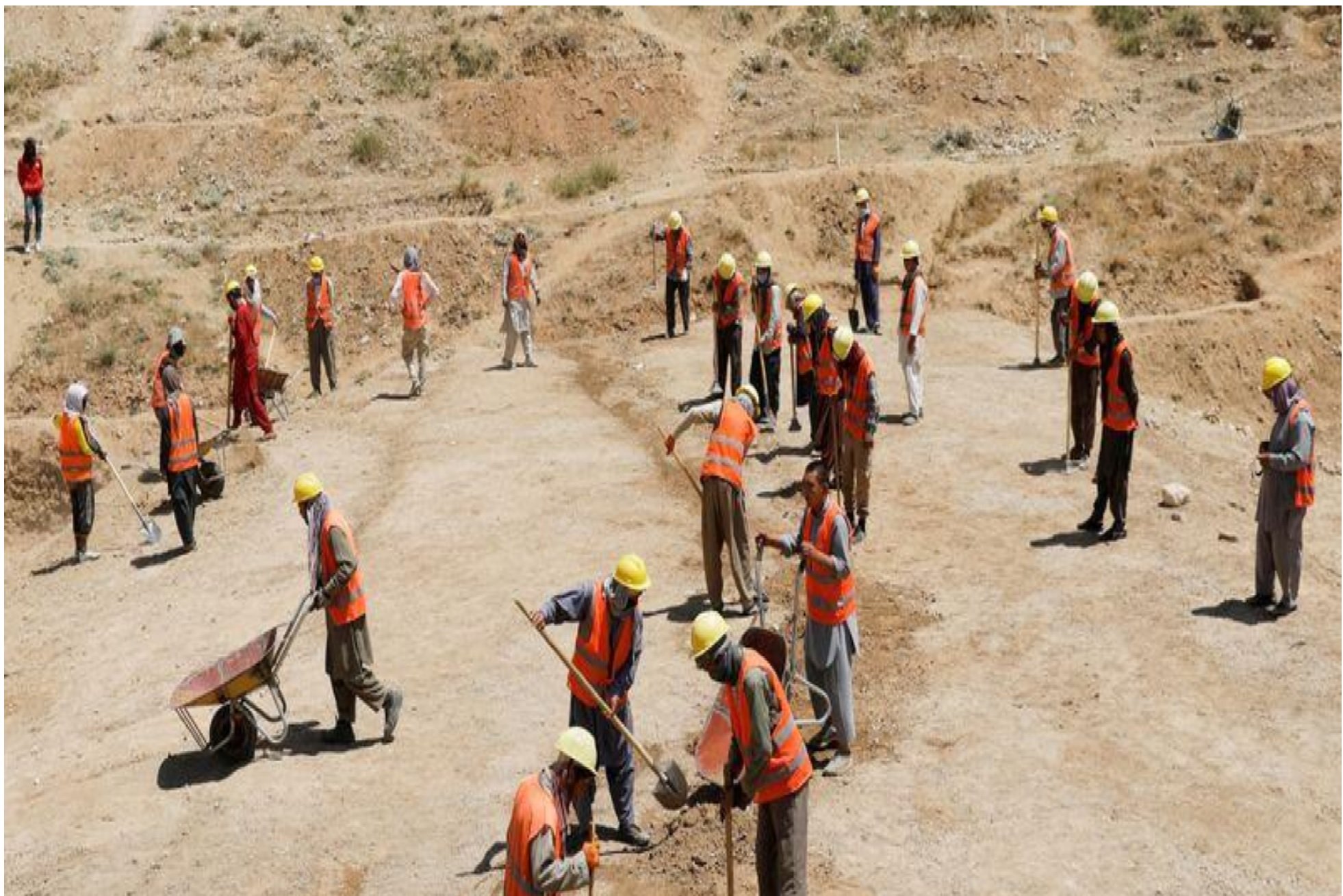 Afghanistan employs lockdown jobless to boost Kabul's water supply