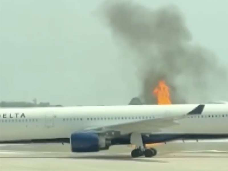 Delta plane suffers engine fire