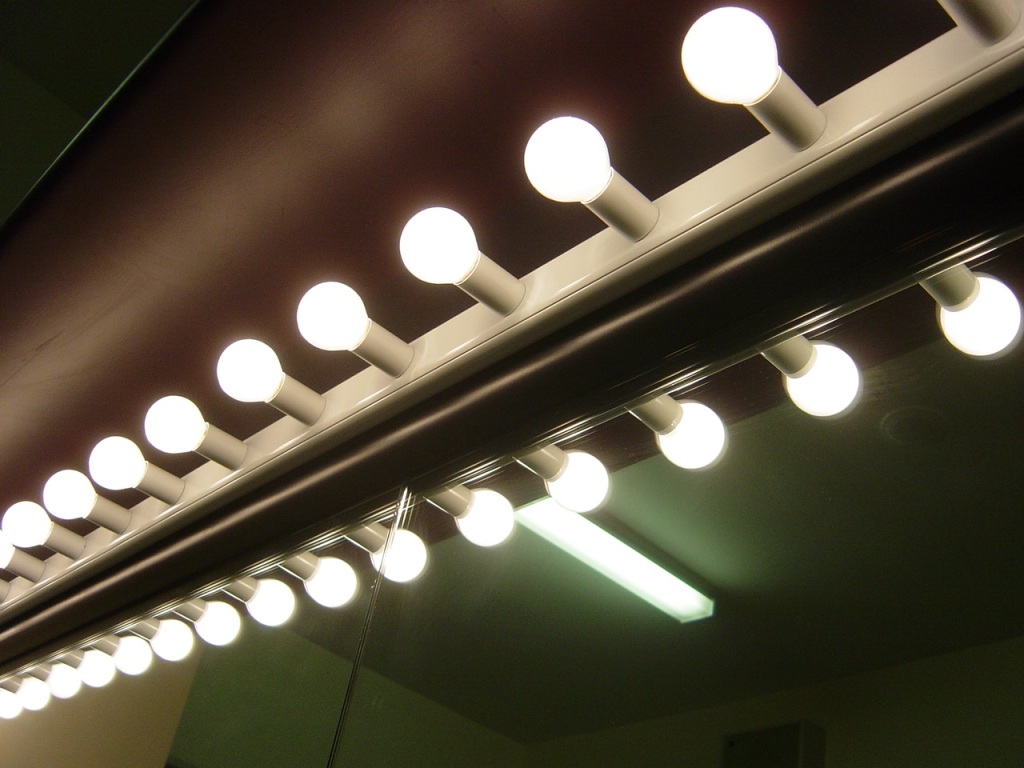 Adjust room light to win clients, love