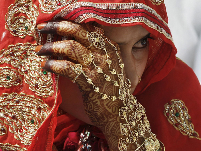 The scars of her henna