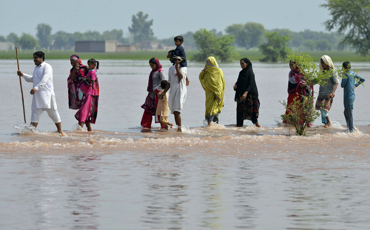 Floods swamp rice and cotton fields, could spark price hike