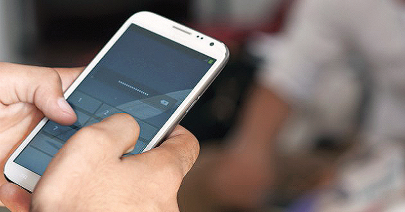 Too much texting bad for your spine