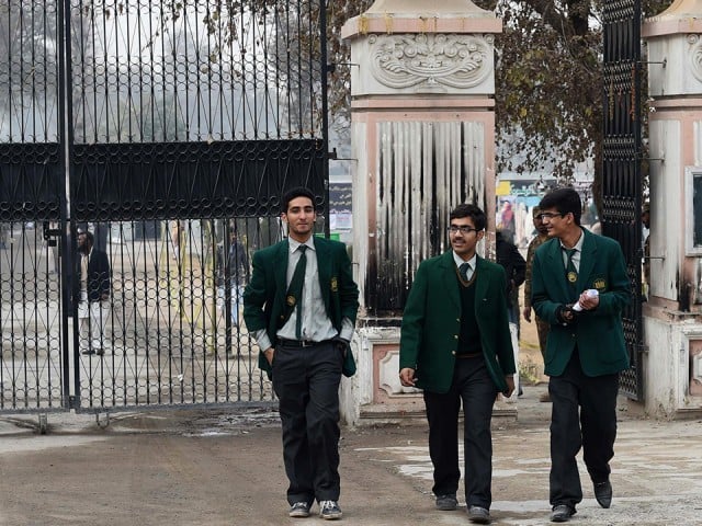 Clarification: ISPR says 12 APS students are visiting US