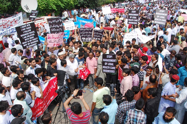 Up in arms: Industry stakeholders protest against amended ordinance