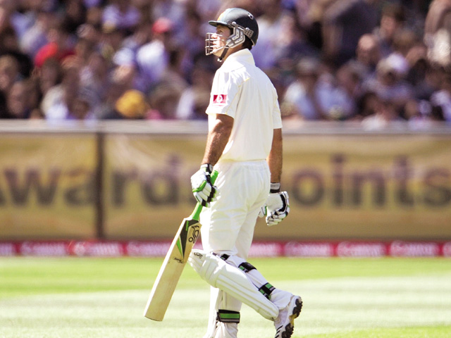 Ponting’s captaincy future in doubt