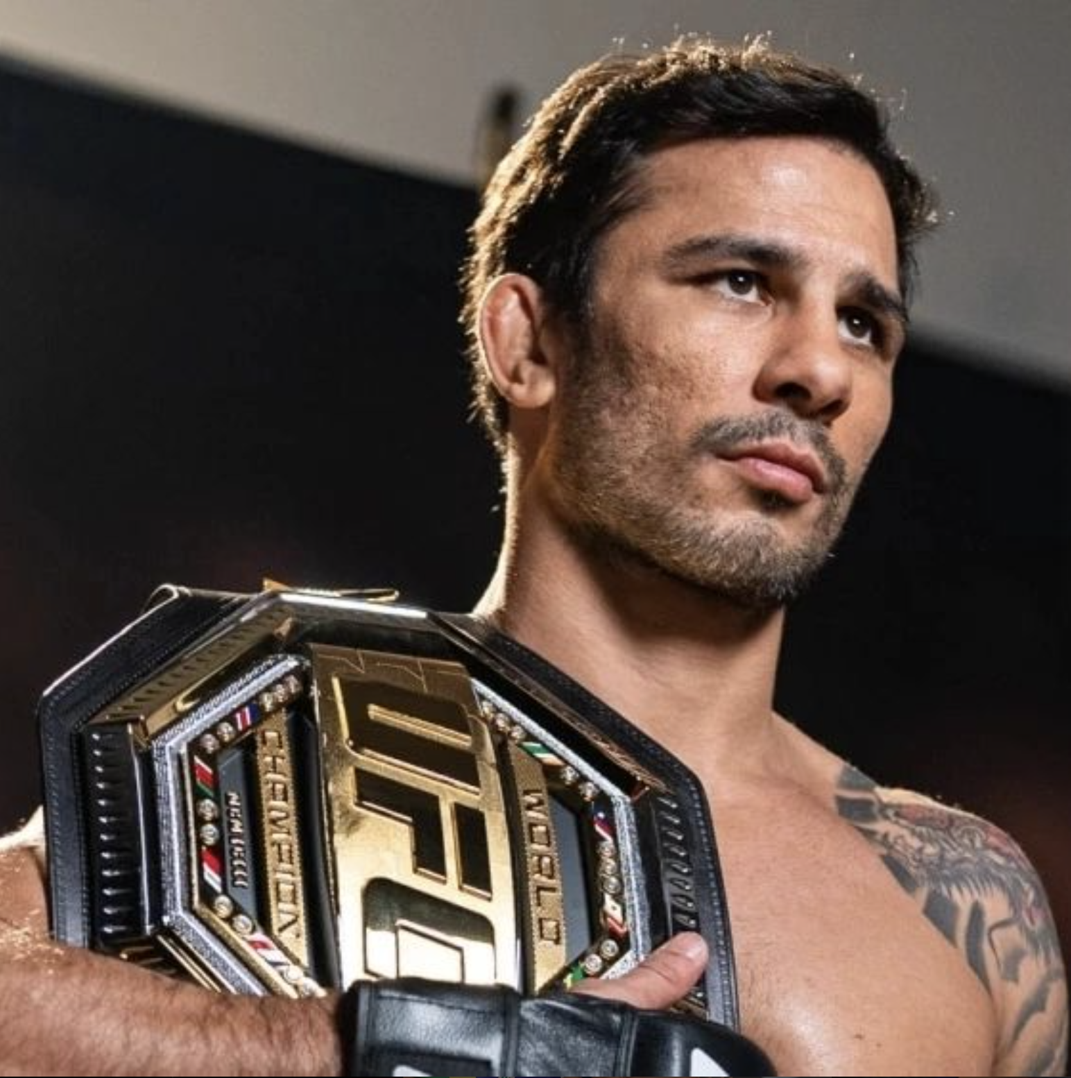 UFC 301: Alexandre Pantoja retains flyweight title in hometown return ...