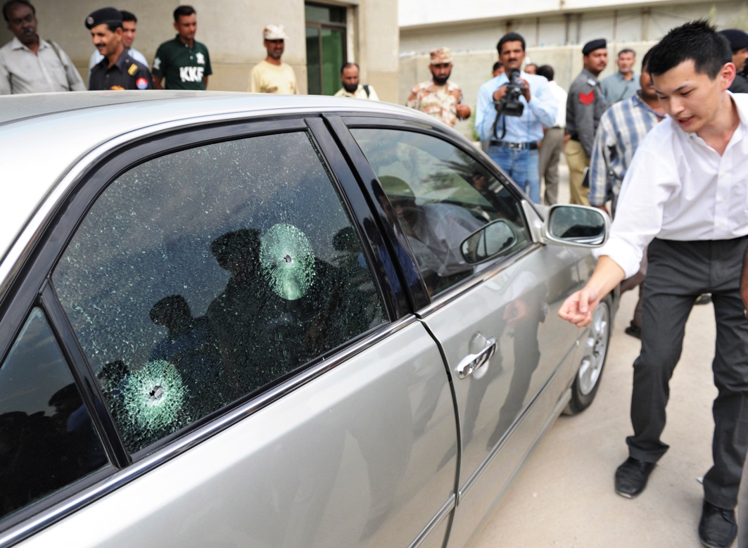 Dollars, rupees robbed from Japanese consulate’s car