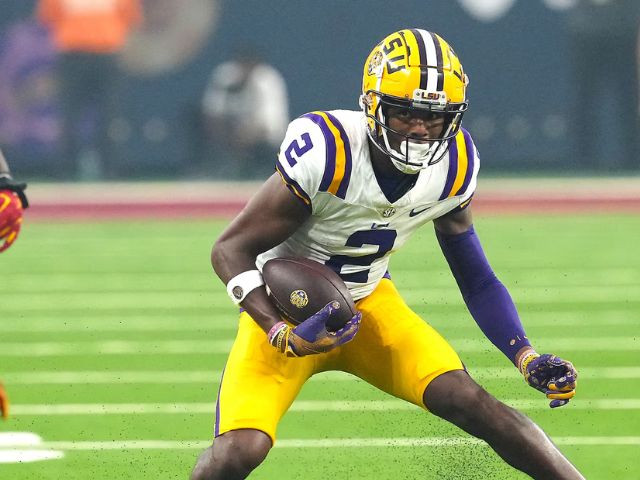 Former LSU receiver Kyren Lacy dies by suicide during police chase