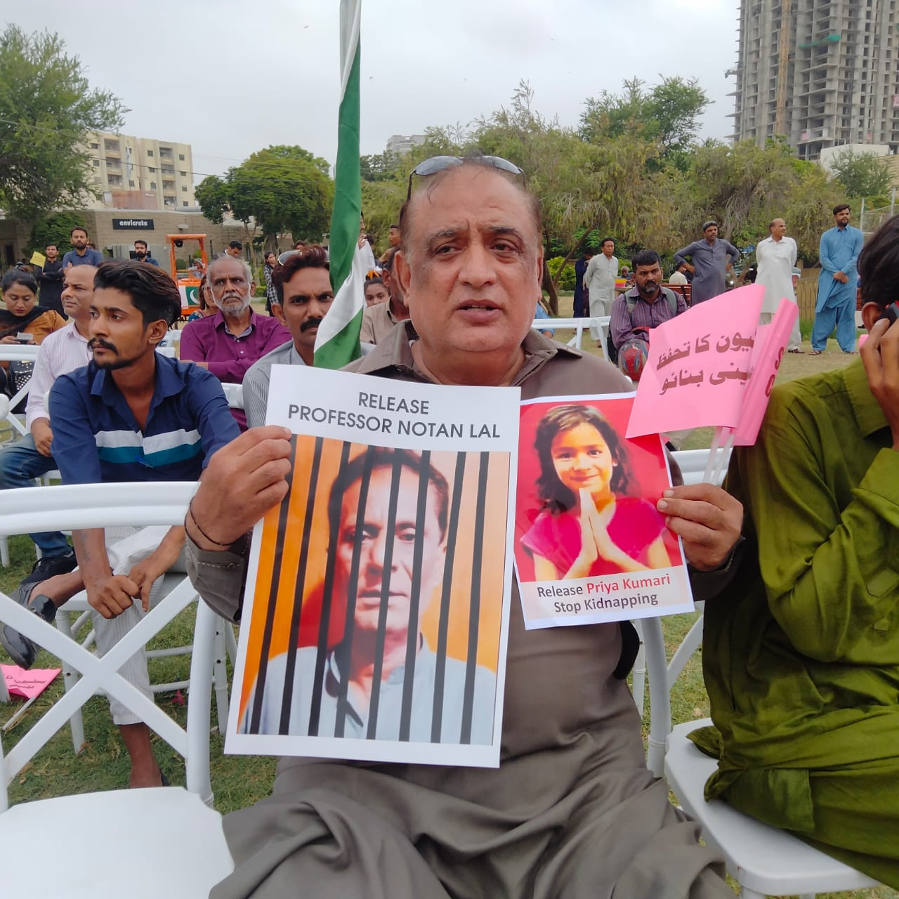 Religious minorities demand equal rights in Karachi march