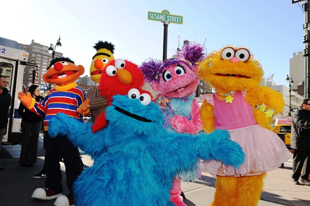 Sesame Street: Can puppets change Pakistan?